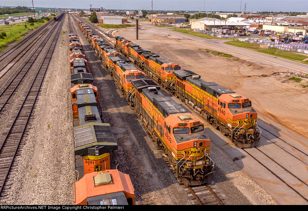 BNSF 4951, 4833, and 4940 Stored